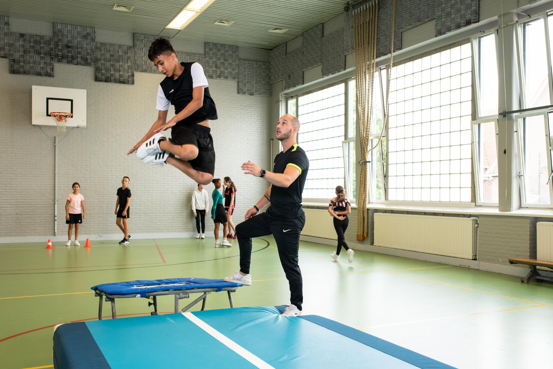 School | Portus Meridiem